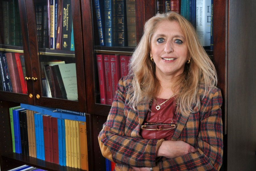 Study: Older MS patients who discontinue medications experience ...