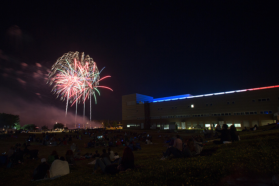 Spectacular show - UBNow: News and views for UB faculty and staff ...