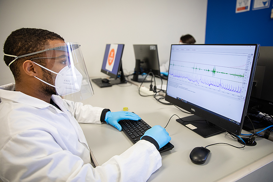 Getting a read - UBNow: News and views for UB faculty and staff ...